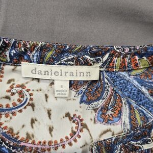 Daniel Rainn | Tops | Daniel Rainn V Neck Sleeveless Floral Blouse ...